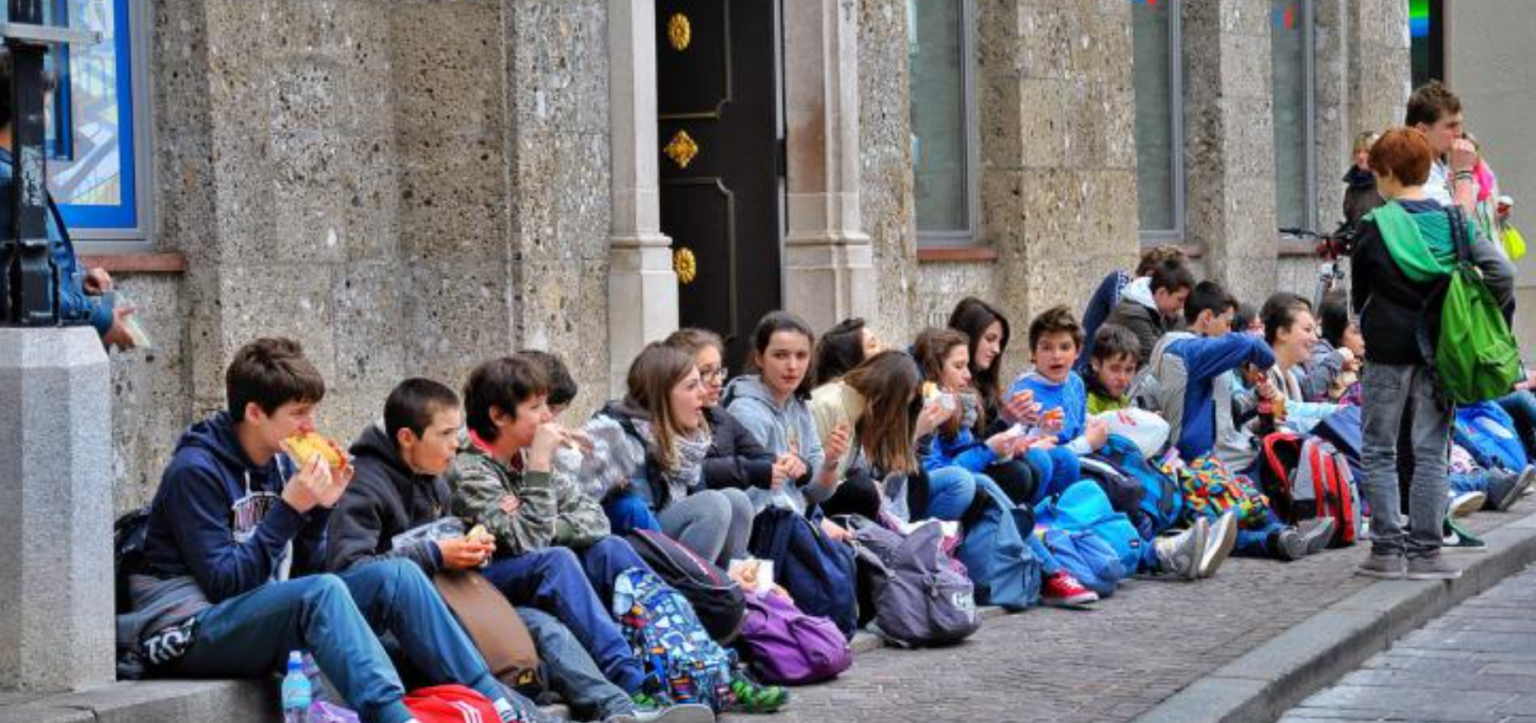 El comedor escolar como experiencia Montessori - The Montessori Post